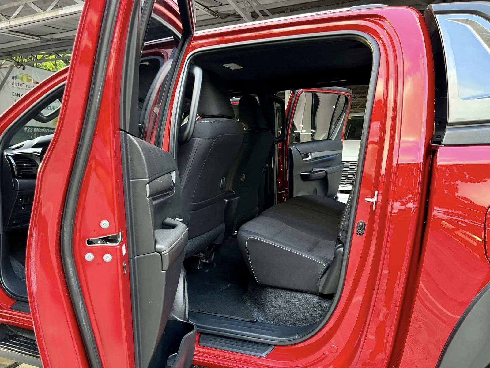 2022 TOYOTA HILUX CONQUEST V 4X4 AT - CHANOKNAN MOTTORS!