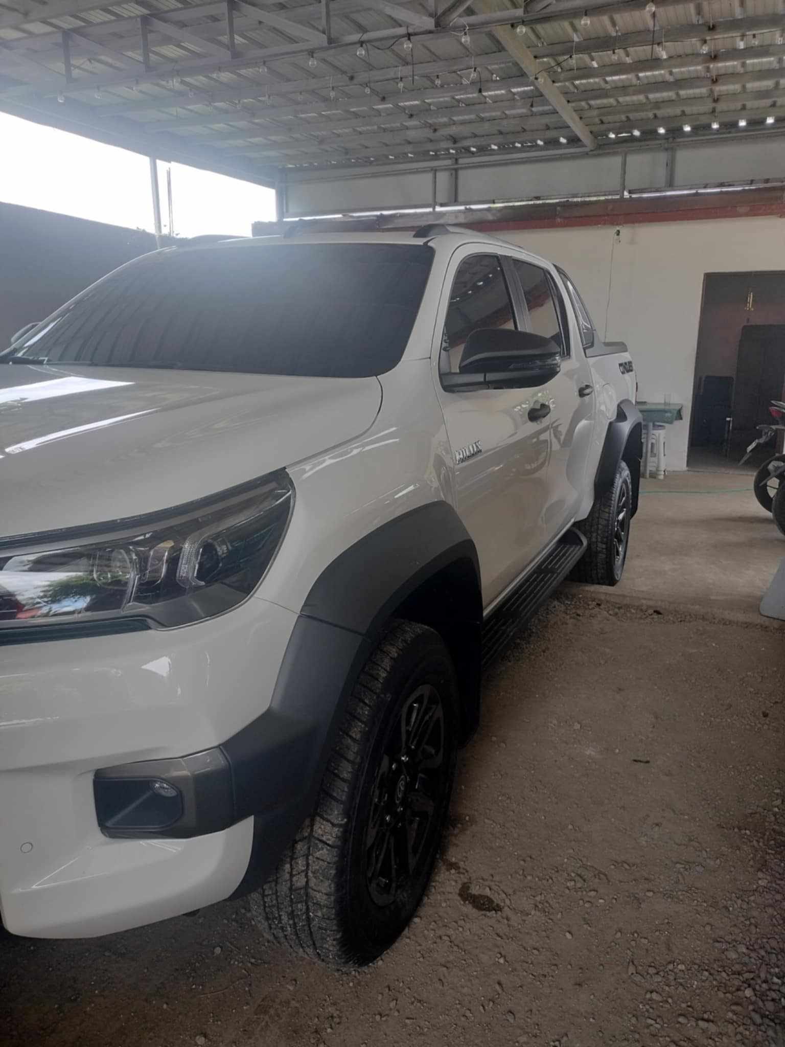 TOYOTA HILUX CONQUEST V 4X4 2024 - CHANOKNAN MOTTORS!