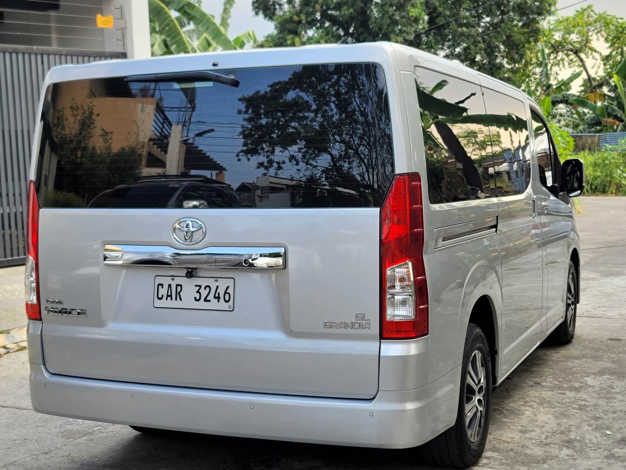 2023 TOYOTA HIACE GL GRANDIA - CHANOKNAN MOTTORS!