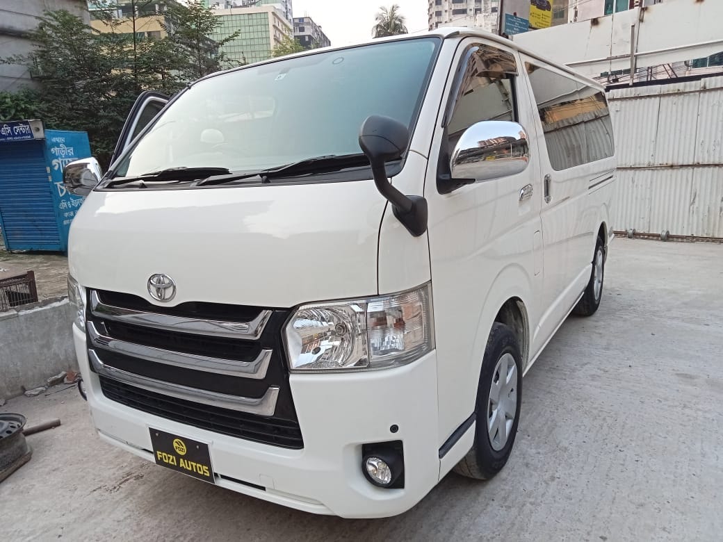TOYOTA HIACE DX 2018 - CHANOKNAN MOTTORS!