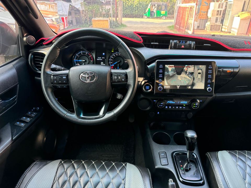 2022 TOYOTA HILUX CONQUEST V - CHANOKNAN MOTTORS!