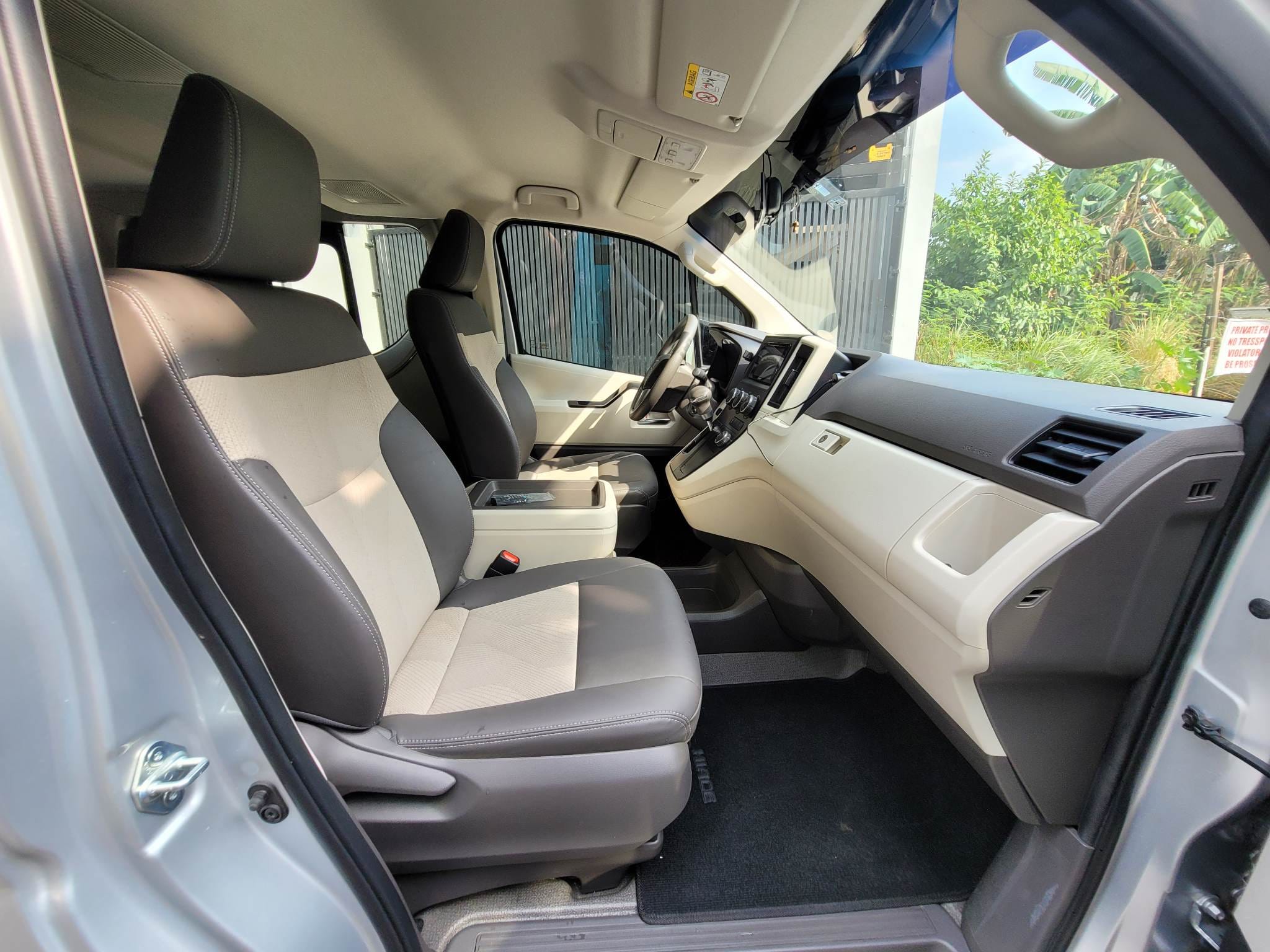 2023 TOYOTA HIACE GL GRANDIA - CHANOKNAN MOTTORS!