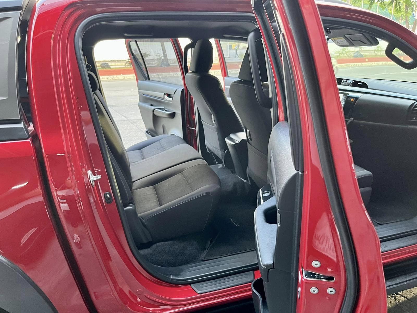2022 TOYOTA HILUX CONQUEST V 4X4 AT - CHANOKNAN MOTTORS!