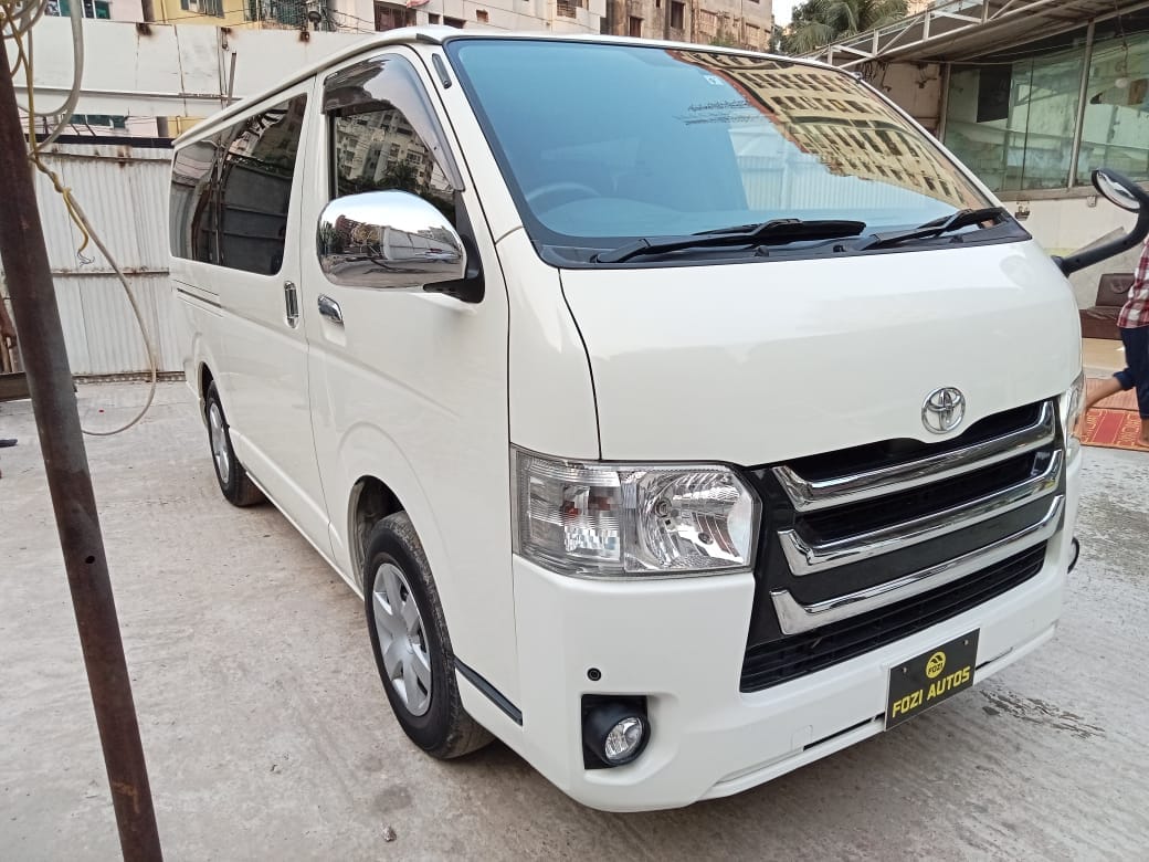 TOYOTA HIACE DX 2018 - CHANOKNAN MOTTORS!