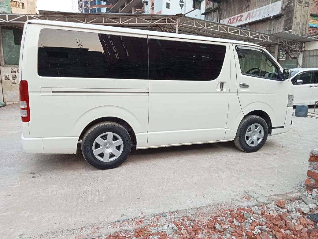 TOYOTA HIACE DX 2018 - CHANOKNAN MOTTORS!